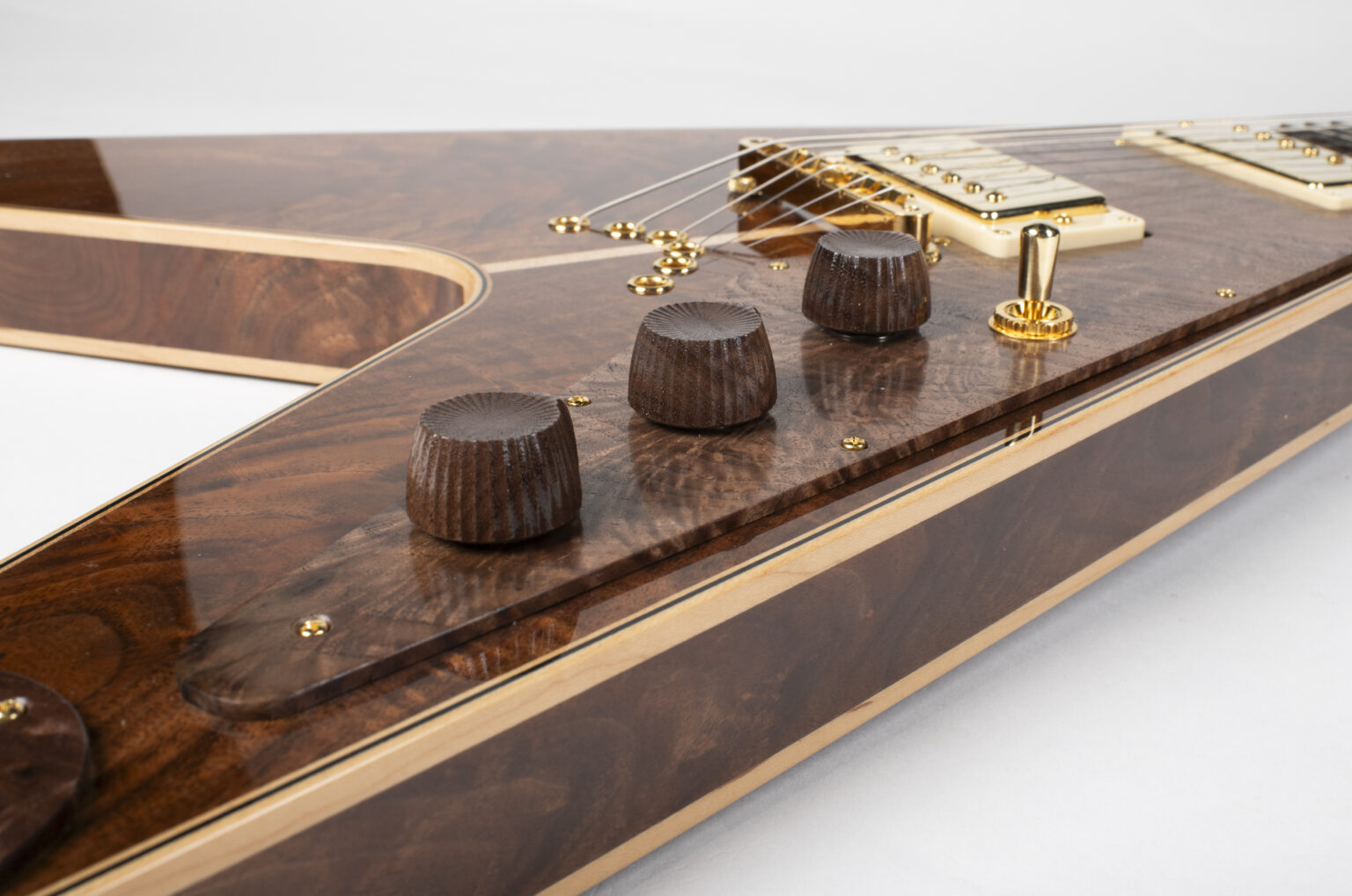 The Lucy – Dan Erlewine Guitars